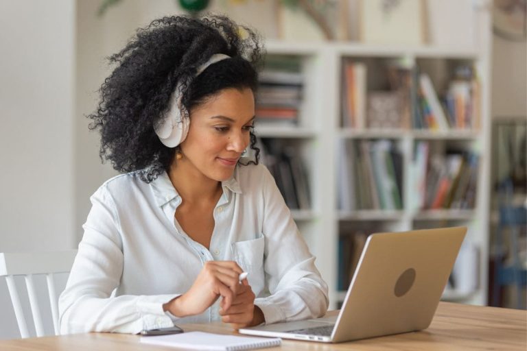 15 Ways for Teachers to Make Extra Money From Home