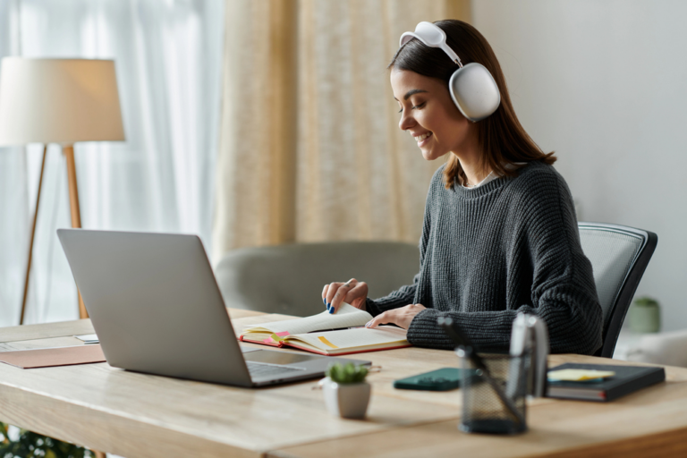 12 Proven Work From Home Jobs That Pay $20 per Hour